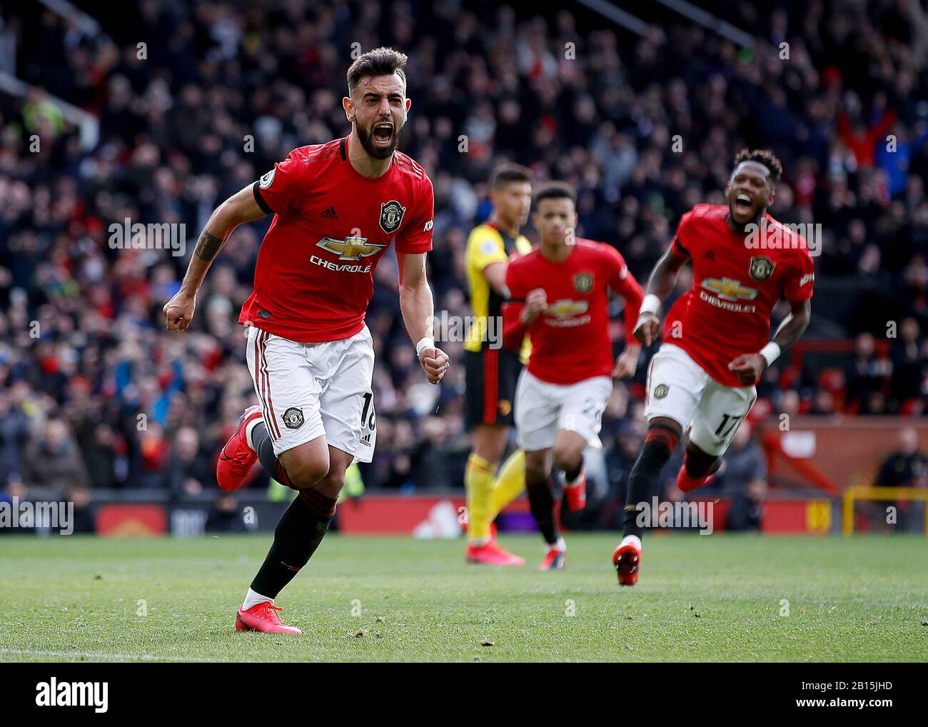 Manchester United's Bruno Fernandes celebrates scoring his side's first ...