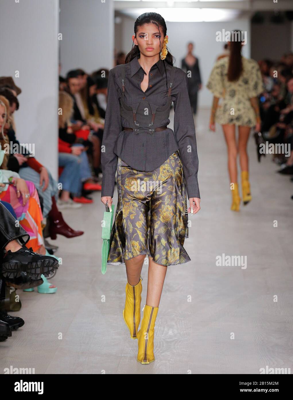 Fashion designer Charlotte Knowles new fashion collection catwalk ...