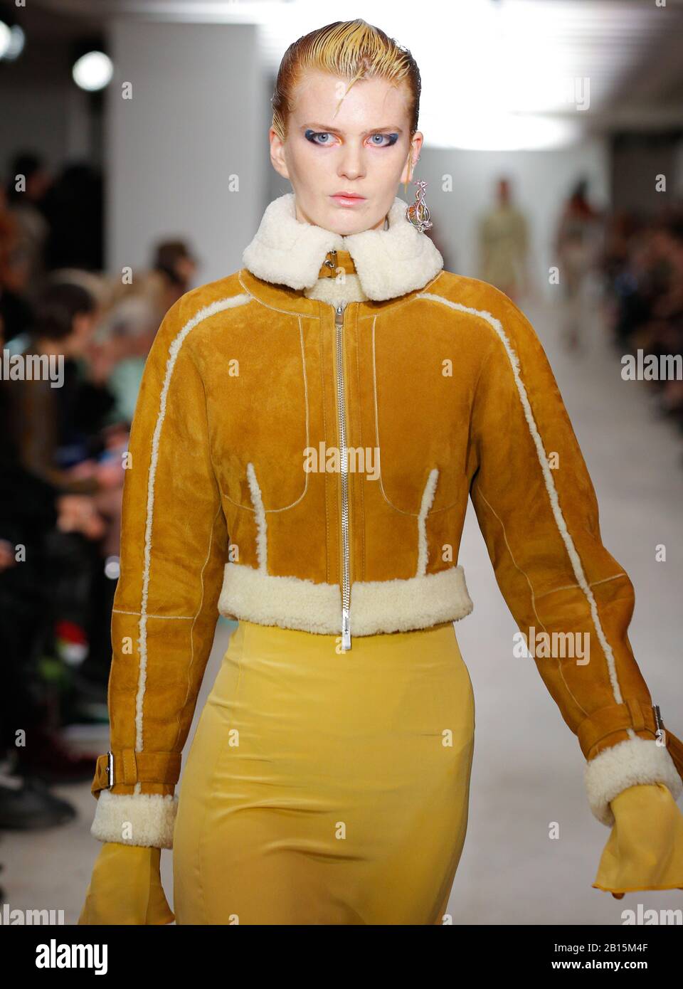 Fashion designer Charlotte Knowles new fashion collection catwalk ...