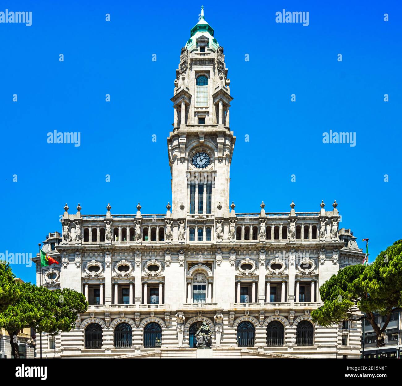 The porto city hall hi-res stock photography and images - Alamy
