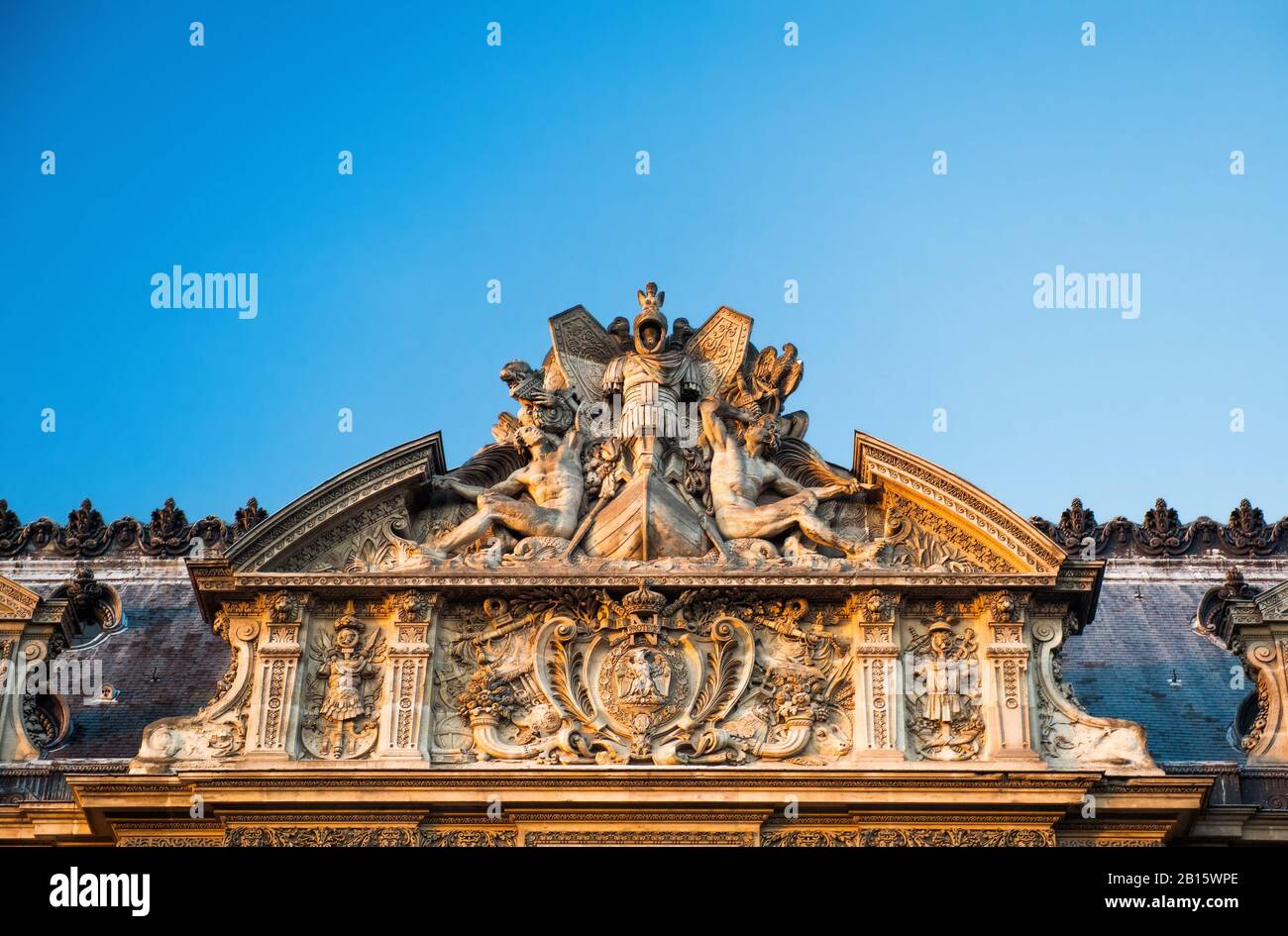 Louvre sculpture detail hi-res stock photography and images - Alamy