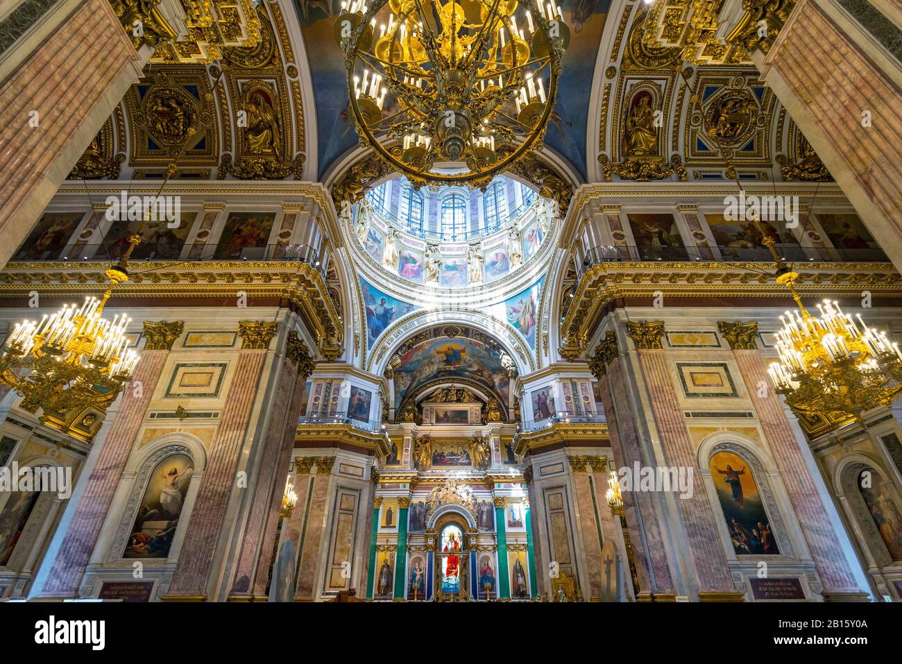 Interior of Saint Isaac's Cathedral in Saint Petersburg, Russia Stock ...