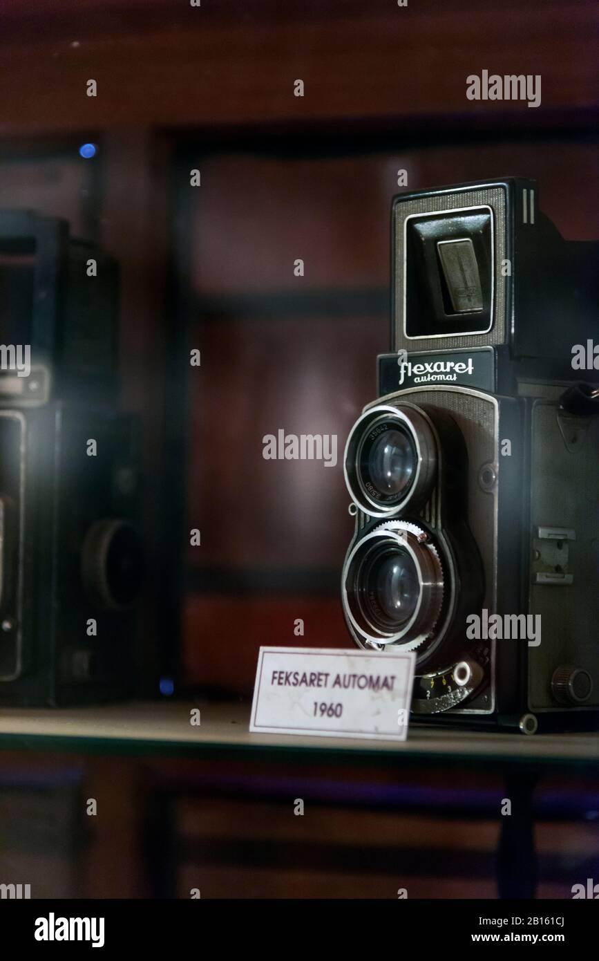 Old fashioned film automat hi-res stock photography and images - Alamy