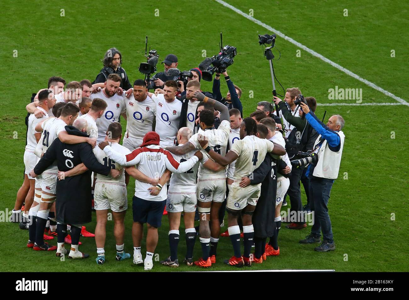 Captain of the england rugger team hi-res stock photography and images ...