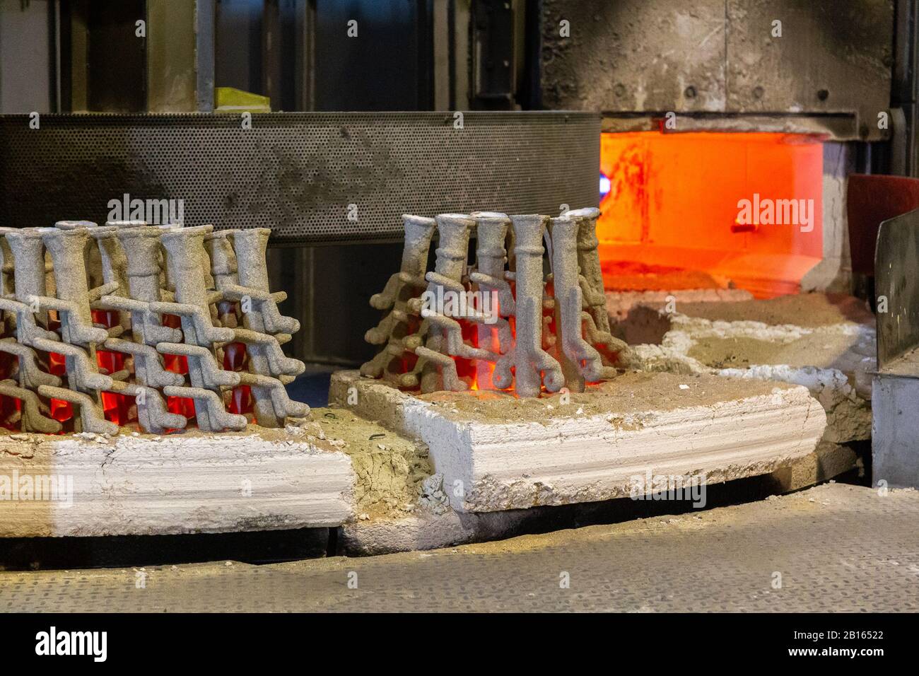 Manufacture of shells hi-res stock photography and images - Alamy