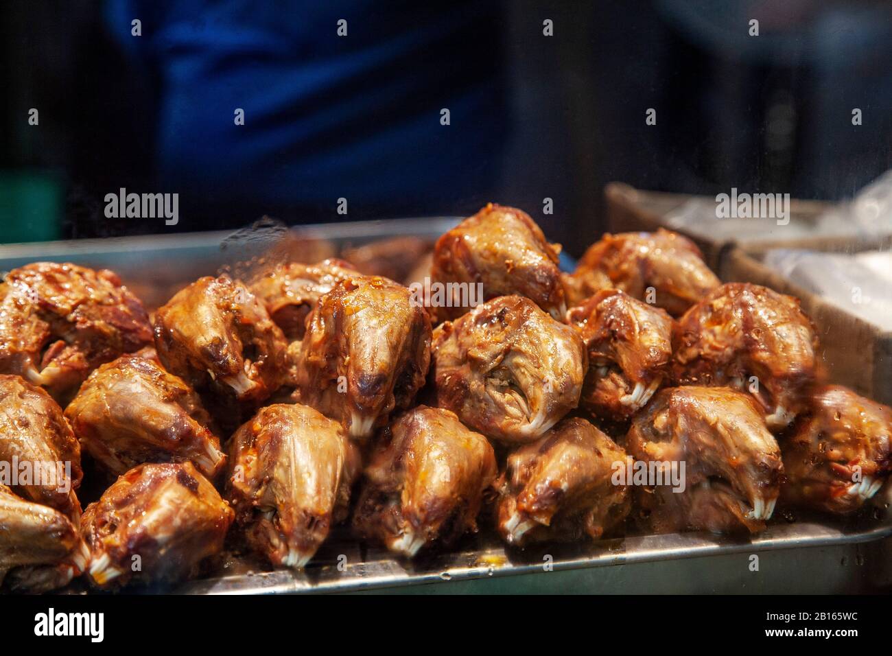 Rabbit head food china hi-res stock photography and images - Alamy