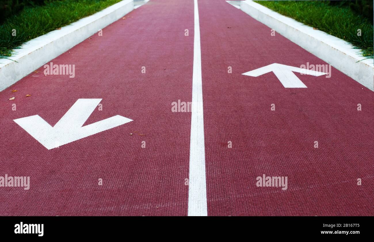 Driveway arrows hi-res stock photography and images - Alamy