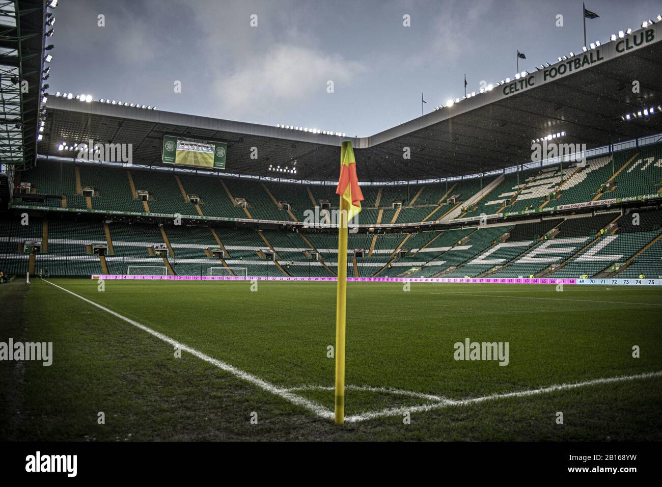 Glasgow celtic corner flag hi-res stock photography and images - Alamy