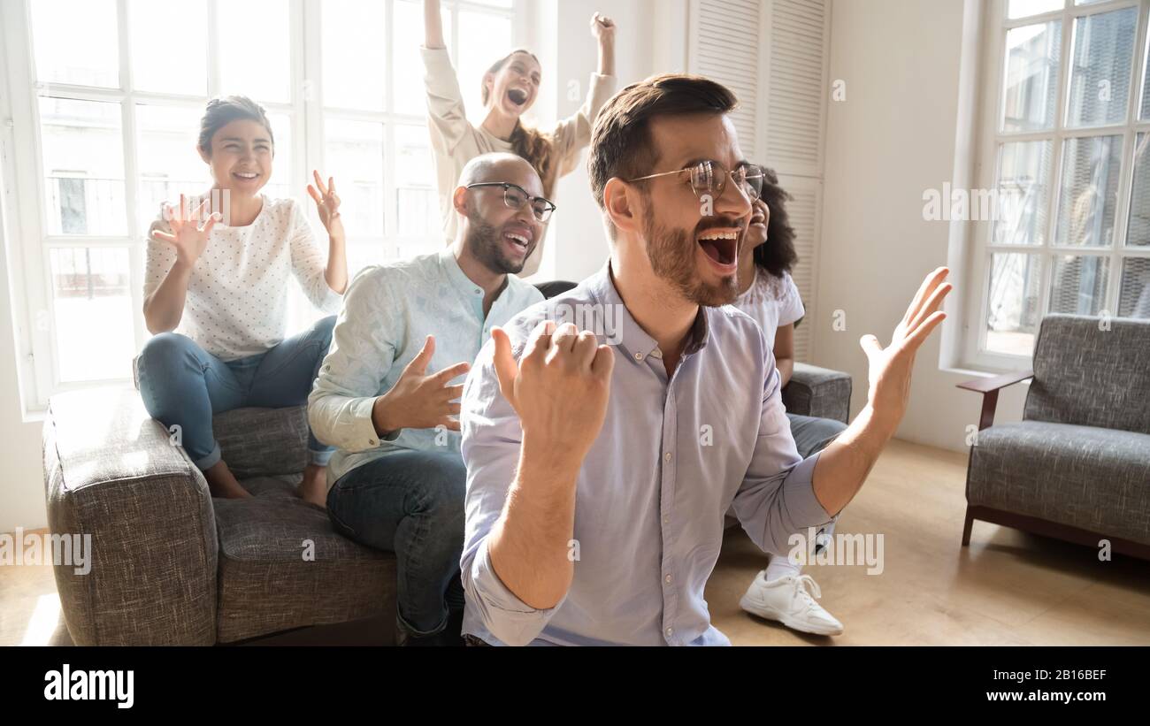 Girls cheering soccer hi-res stock photography and images - Alamy