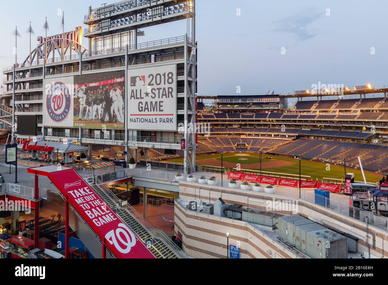 Empty ballpark hi-res stock photography and images - Alamy