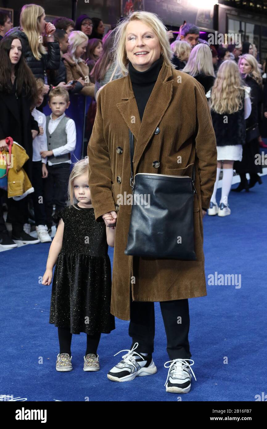 Jennifer saunders 2020 hi-res stock photography and images - Alamy