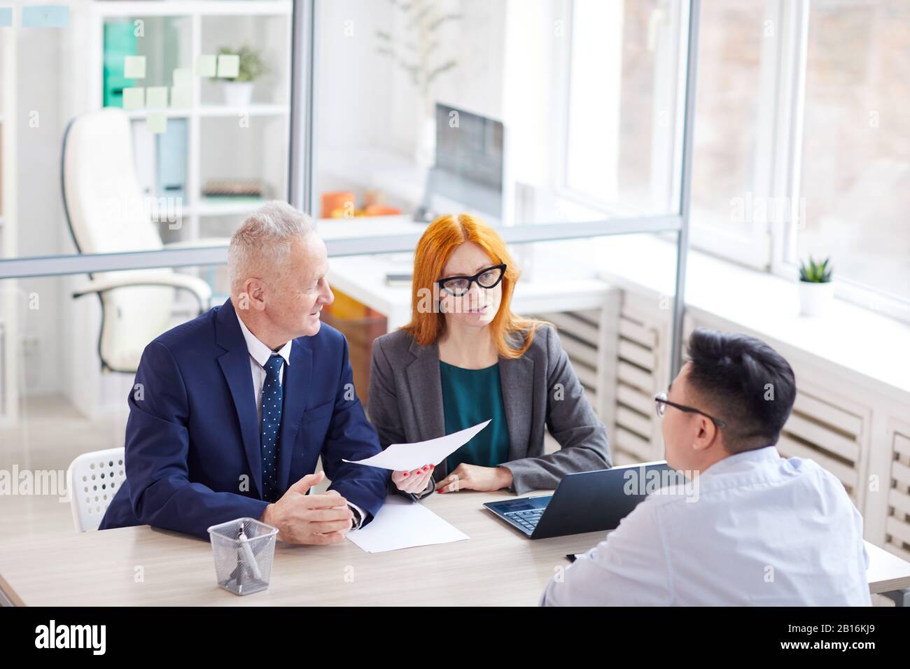 Interview two people room hi-res stock photography and images - Alamy