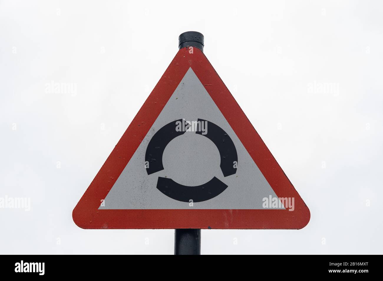 Traffic sign roundabout triangle sign hi-res stock photography and ...