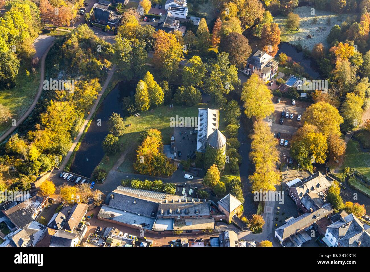 Aerial photograph, Brüggen Castle, knife tower, Brüggen, lower Rhine ...