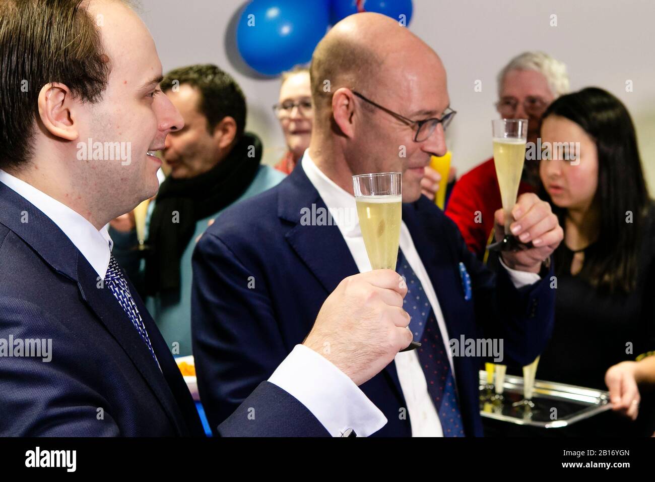 Hamburg, Germany. 23rd Feb, 2020. AfD politicians Krzysztof Walczak (l ...