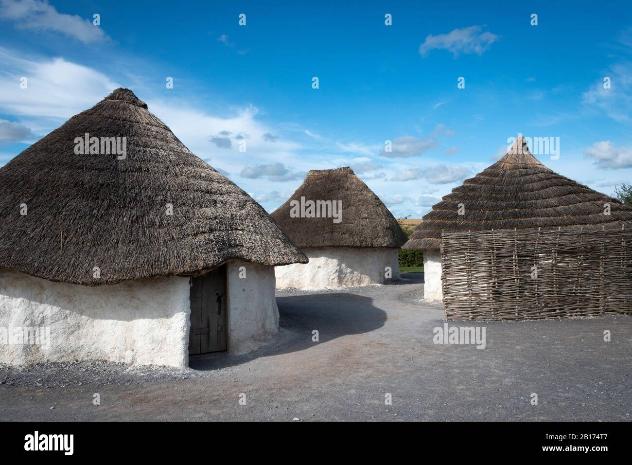 Prehistoric house hi-res stock photography and images - Alamy