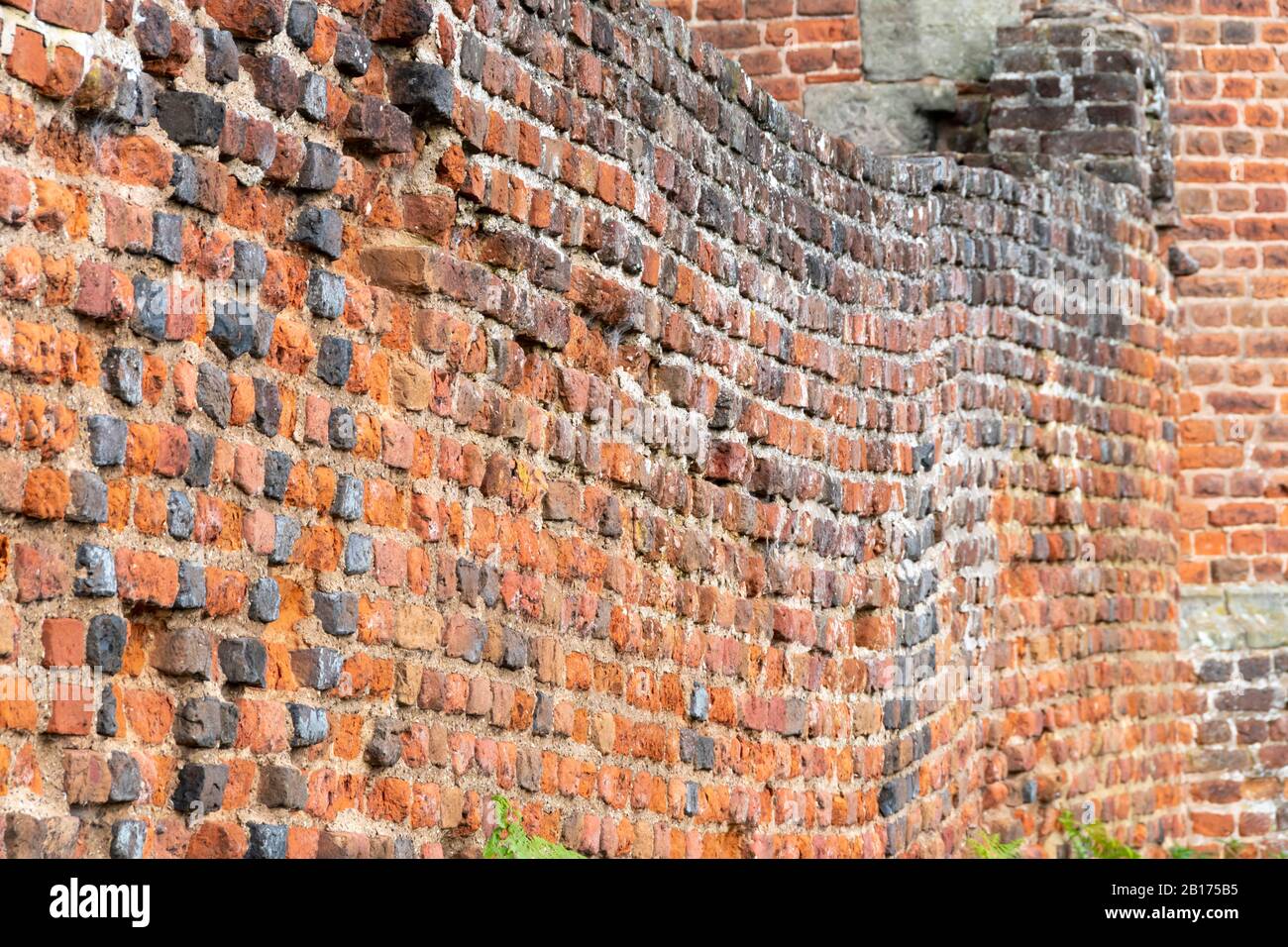Subsidence house hi-res stock photography and images - Alamy