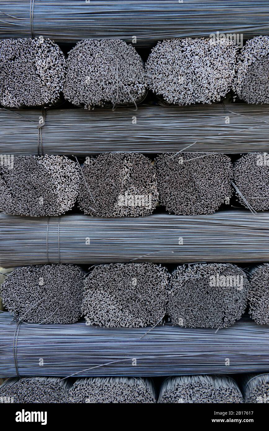 Steel wire store hi-res stock photography and images - Alamy