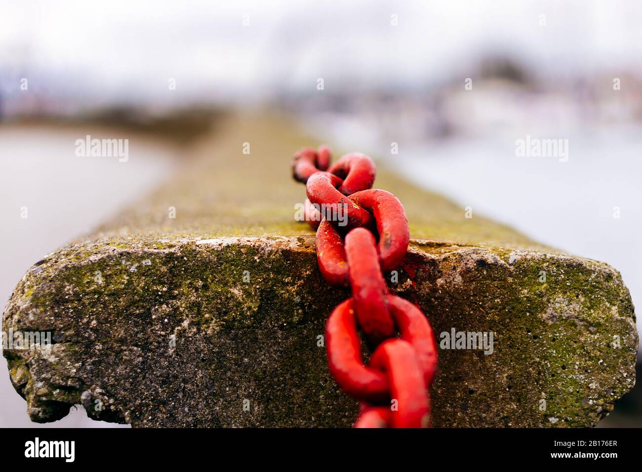Corrosion damage to chain hi-res stock photography and images - Alamy
