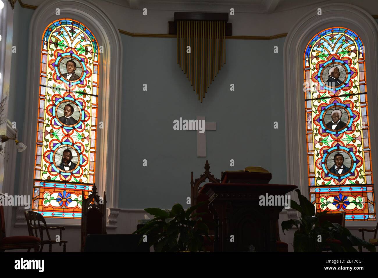 African church windows hi-res stock photography and images - Alamy