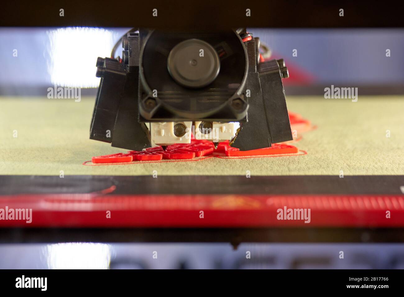 Object replicator hi-res stock photography and images - Alamy