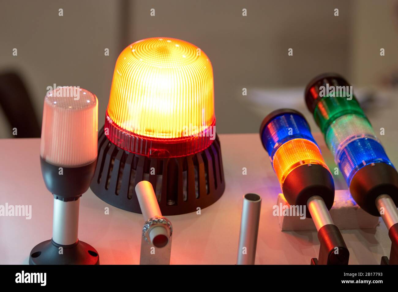 Red alert alarm light flashing hi-res stock photography and images - Alamy