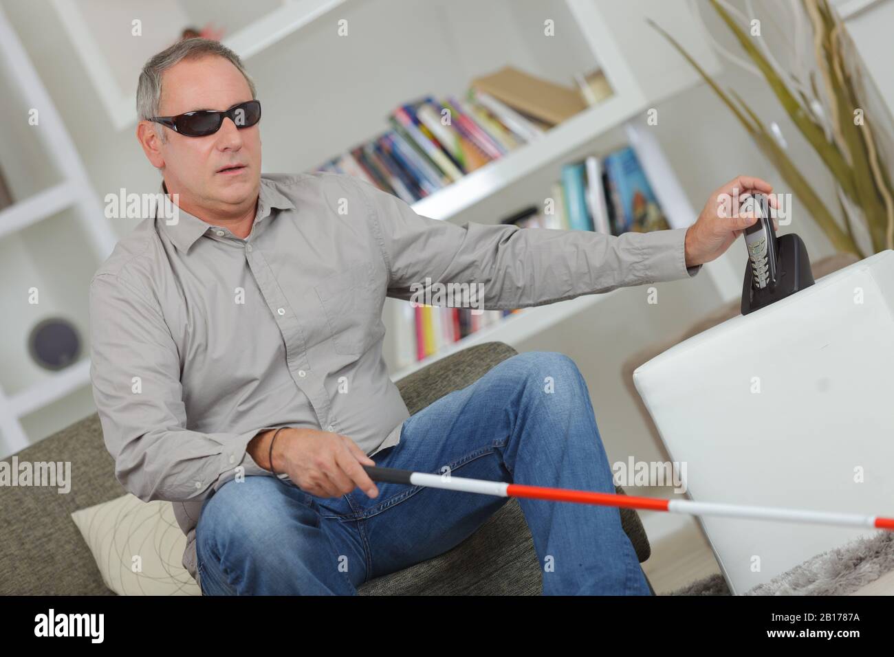 Blind guidance hi-res stock photography and images - Alamy