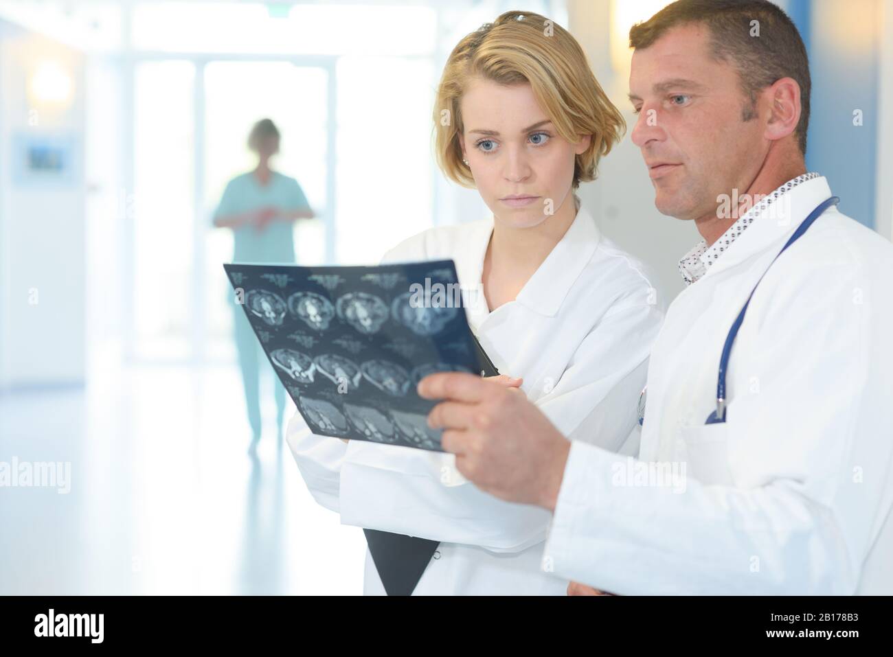 Imaging interpretation hi-res stock photography and images - Alamy