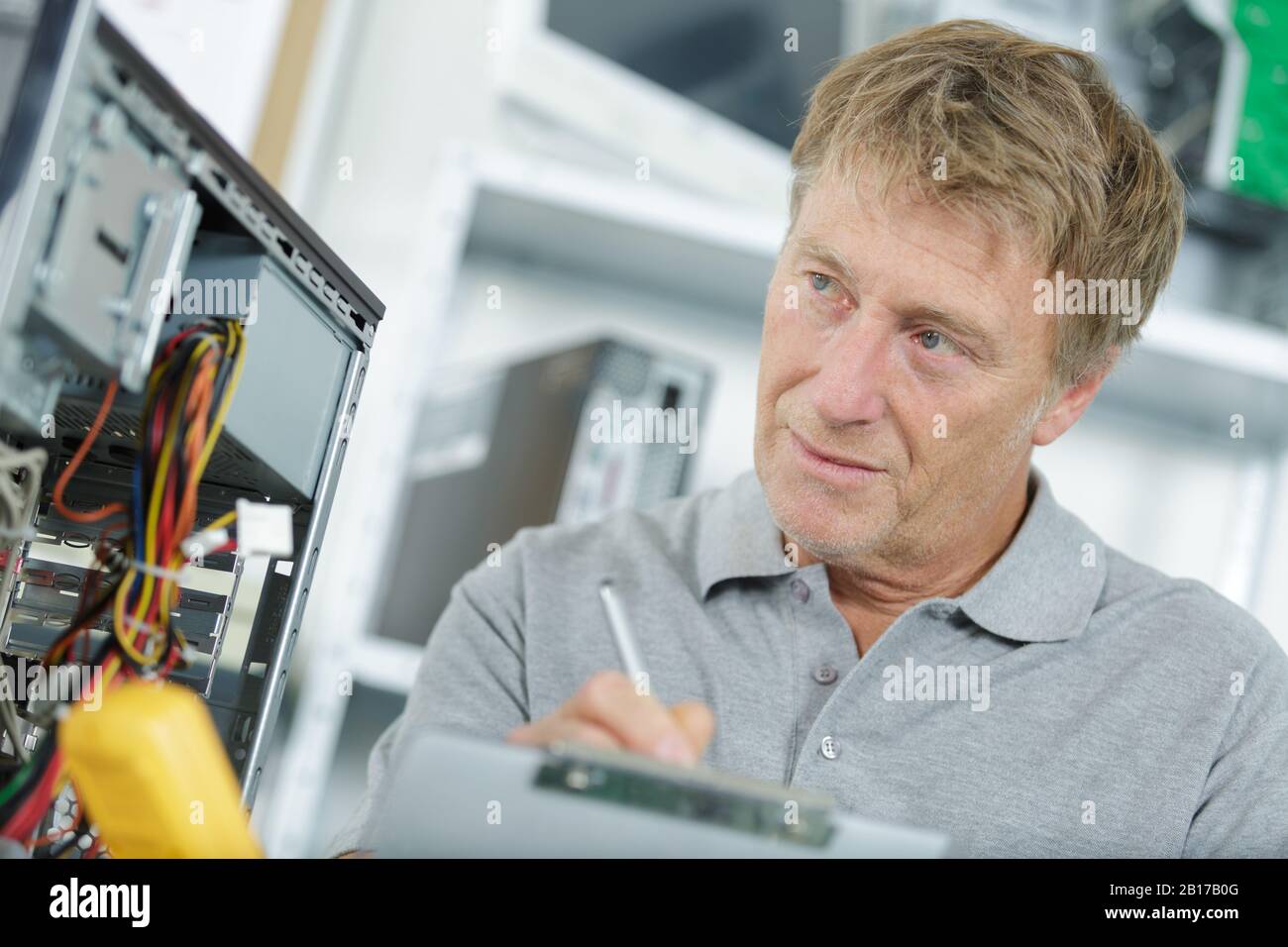 portrait of a professional computer worker Stock Photo - Alamy