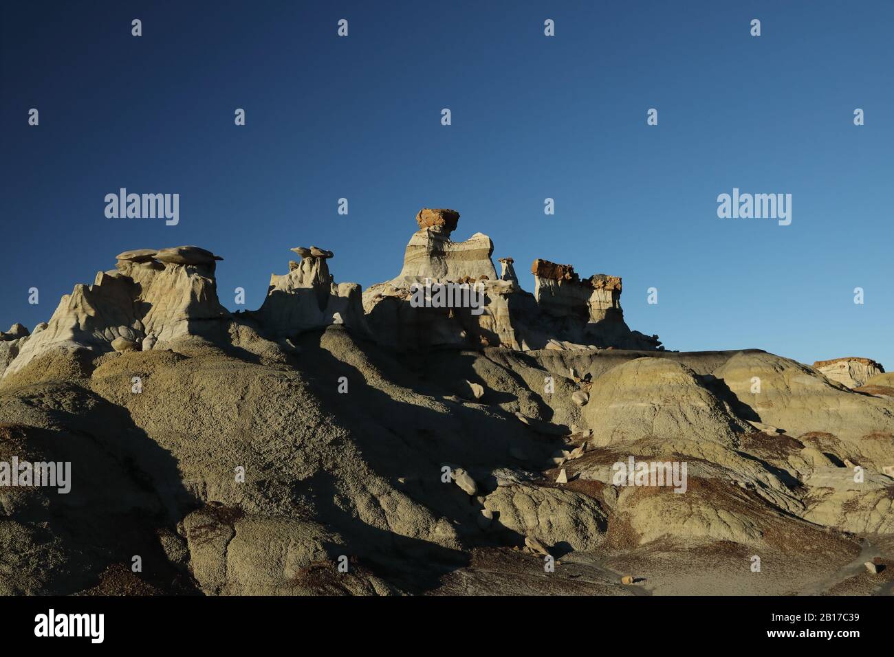 Bisti badlands, De-na-zin wilderness area, New Mexico Stock Photo - Alamy