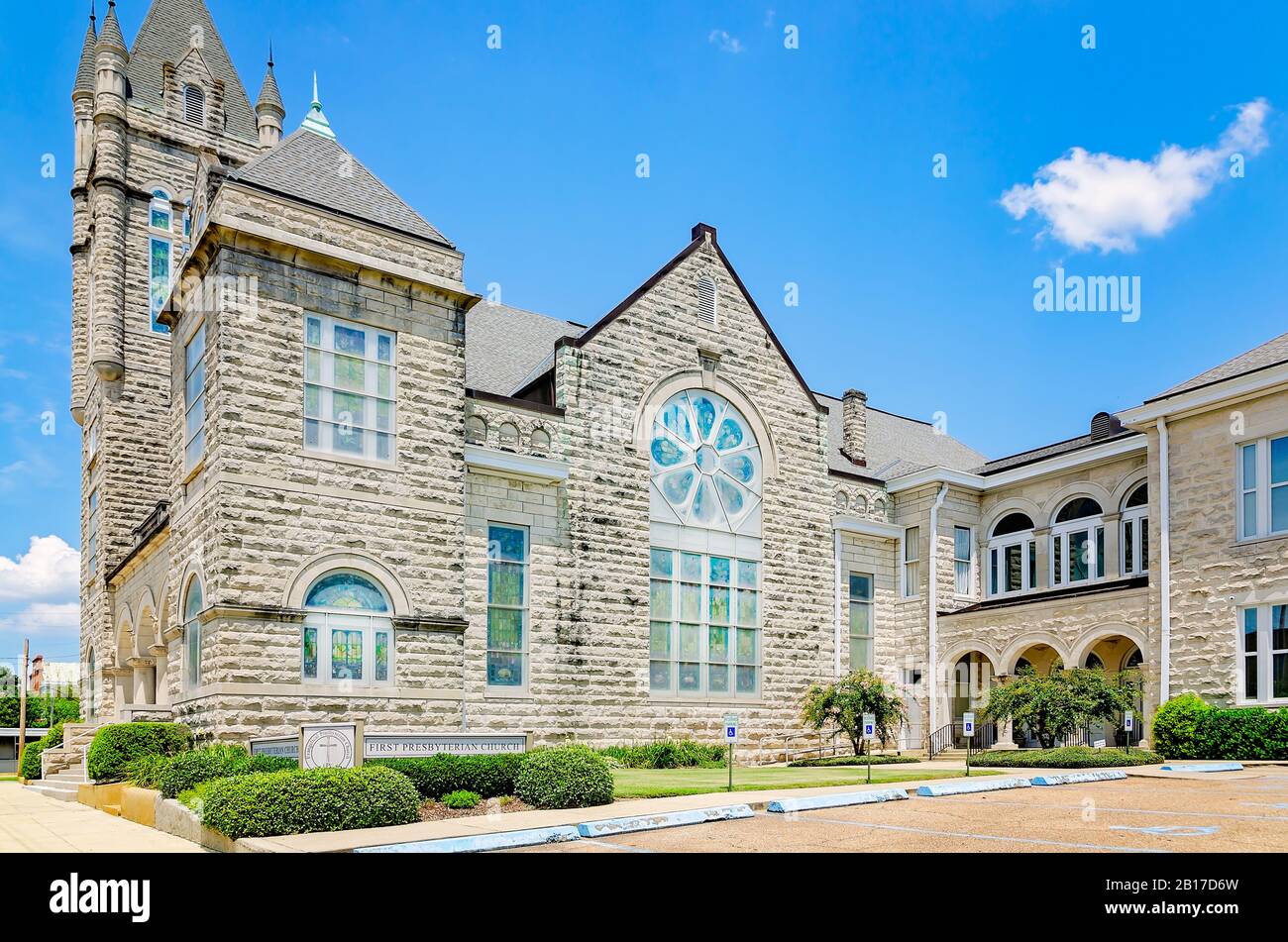 Romanesque revival architecture style hi-res stock photography and ...
