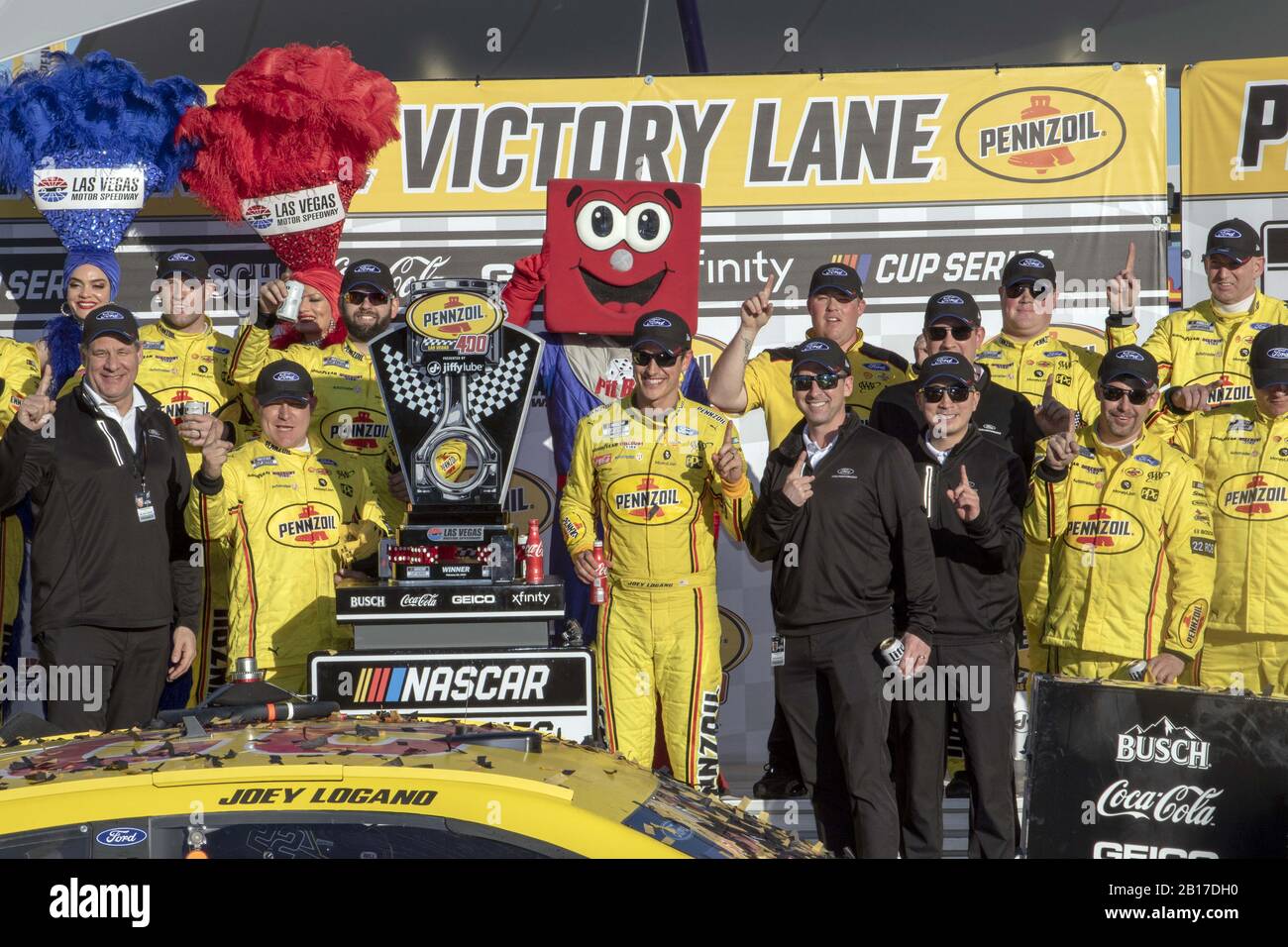 Las Vegas, Nevada, USA. 23rd Feb, 2020. Joey Logano (22) and team ...