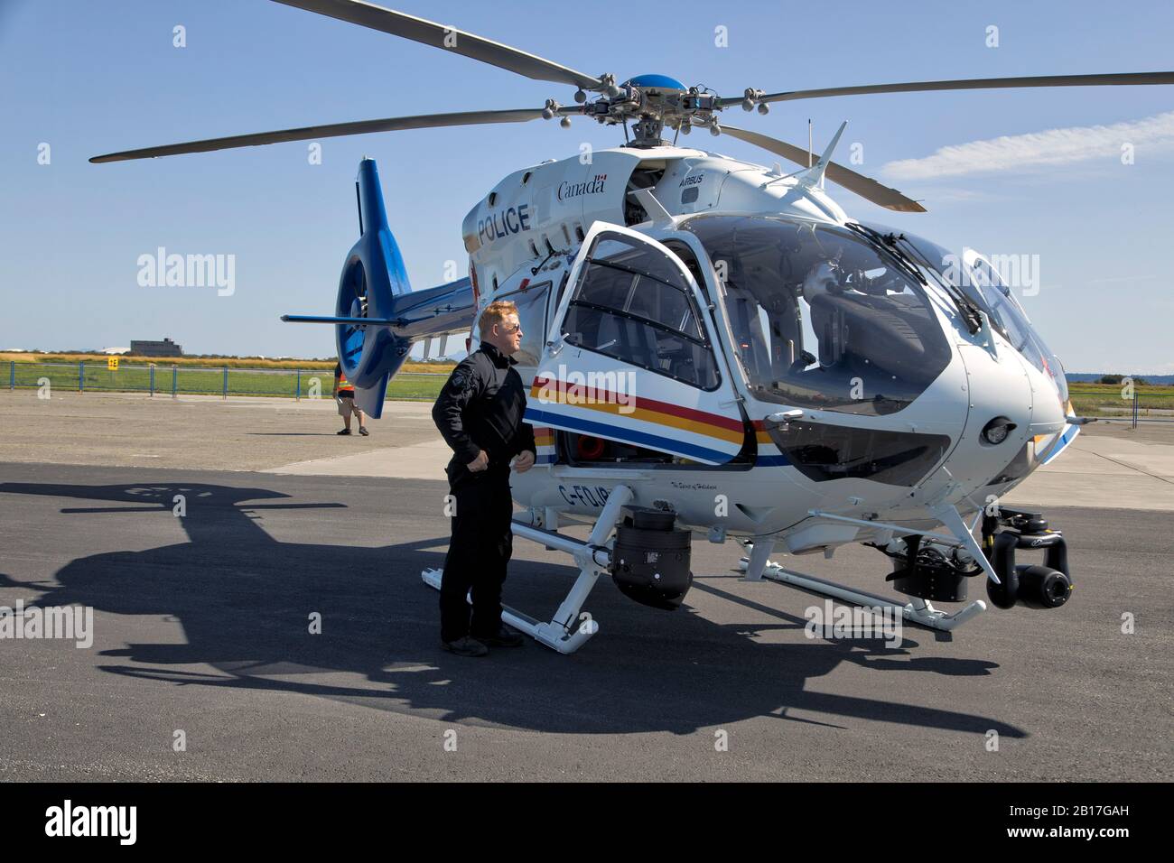 Royal canadian mounted police helicopter hi-res stock photography and ...