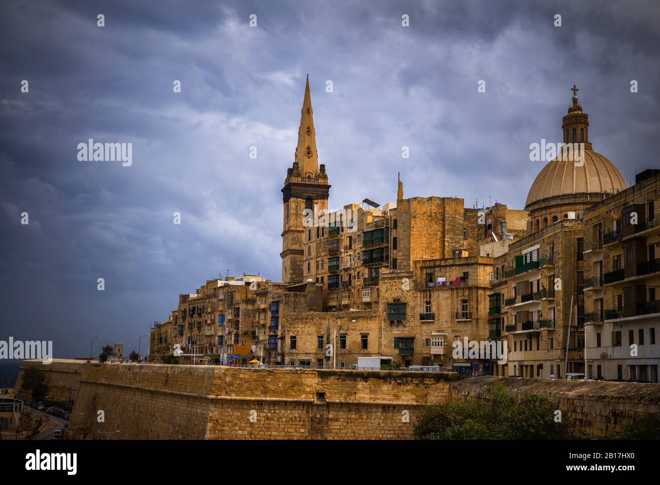 Malta, Valletta, Old town buildings Stock Photo - Alamy