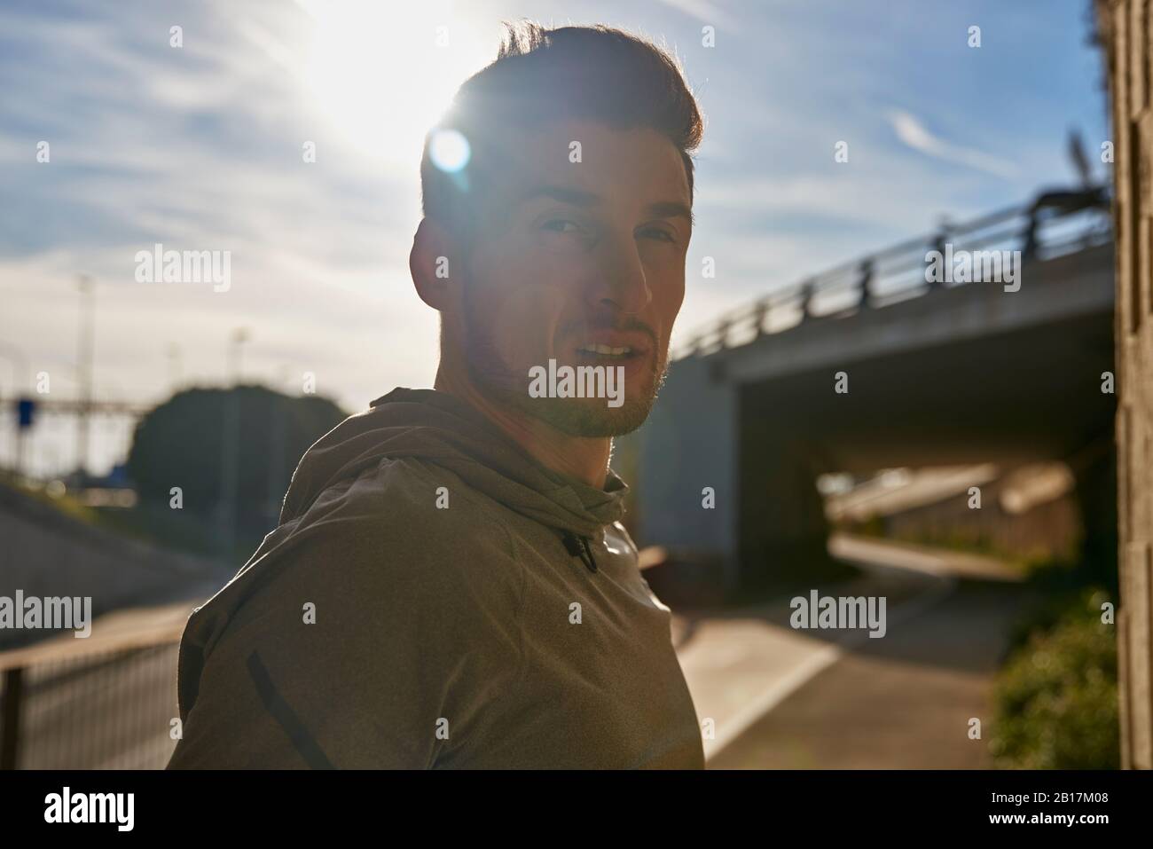 Man outdoors portrait backlight hi-res stock photography and images - Alamy