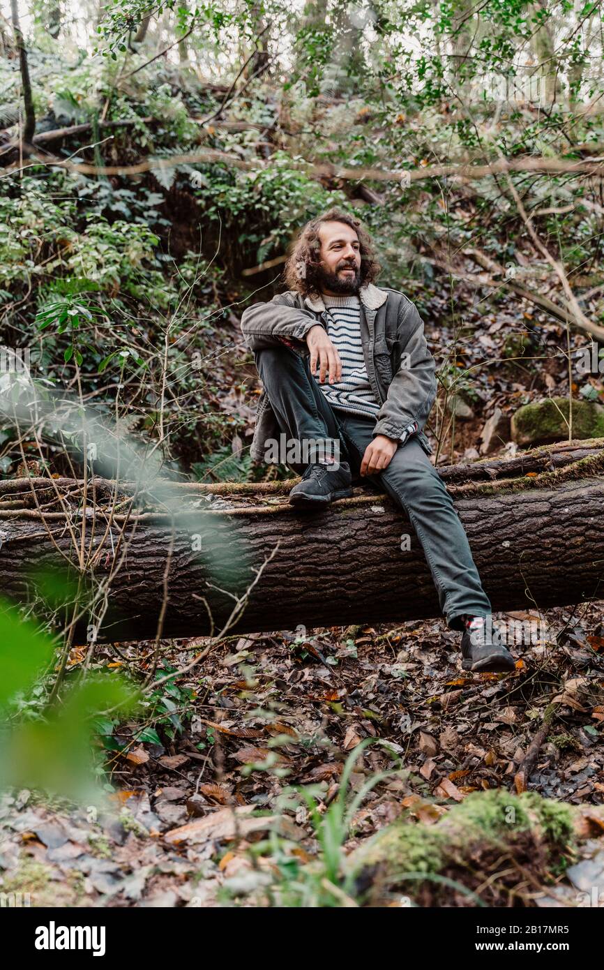 Dark forest man hi-res stock photography and images - Alamy