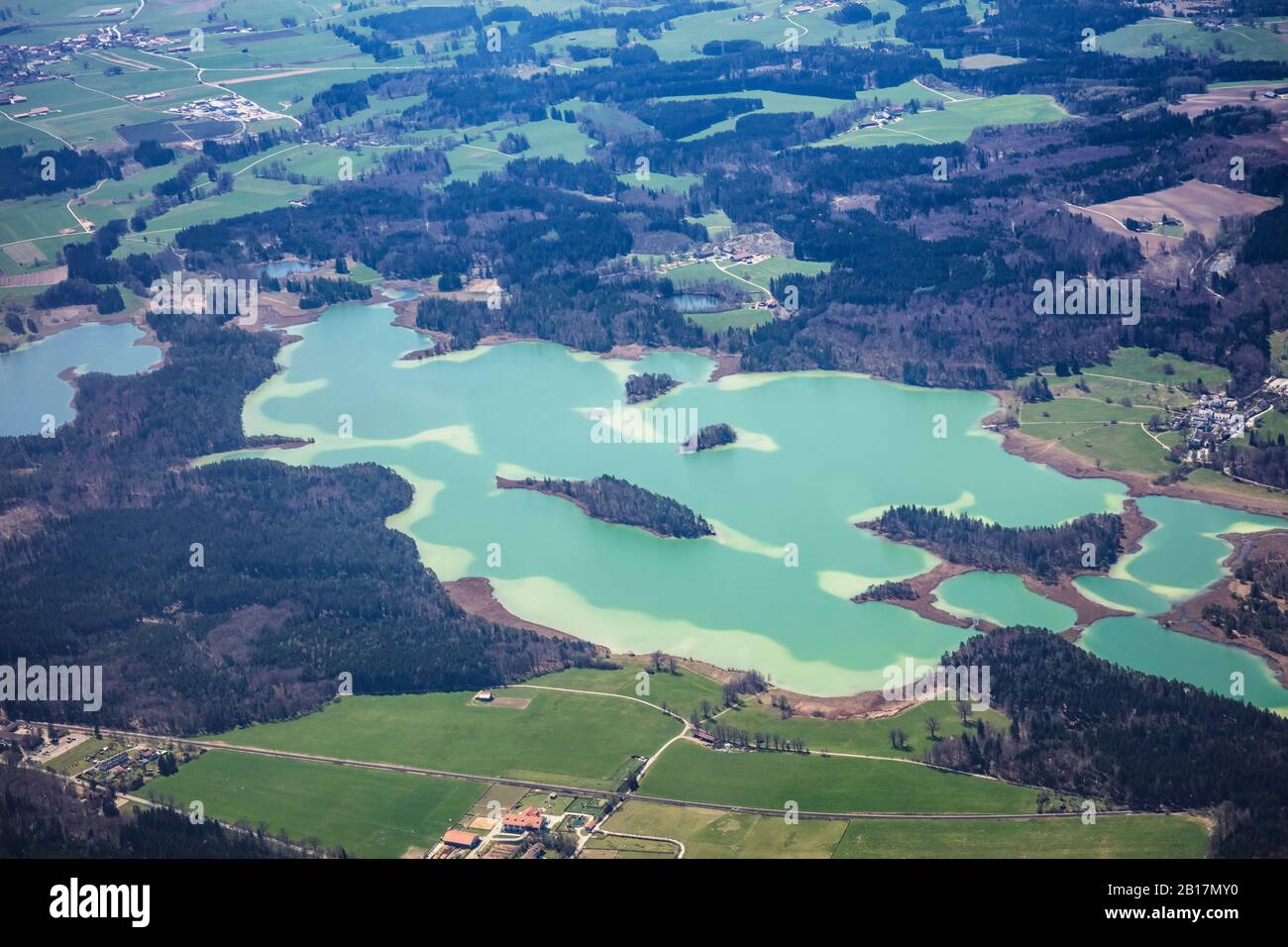 Grove lakes hi-res stock photography and images - Alamy