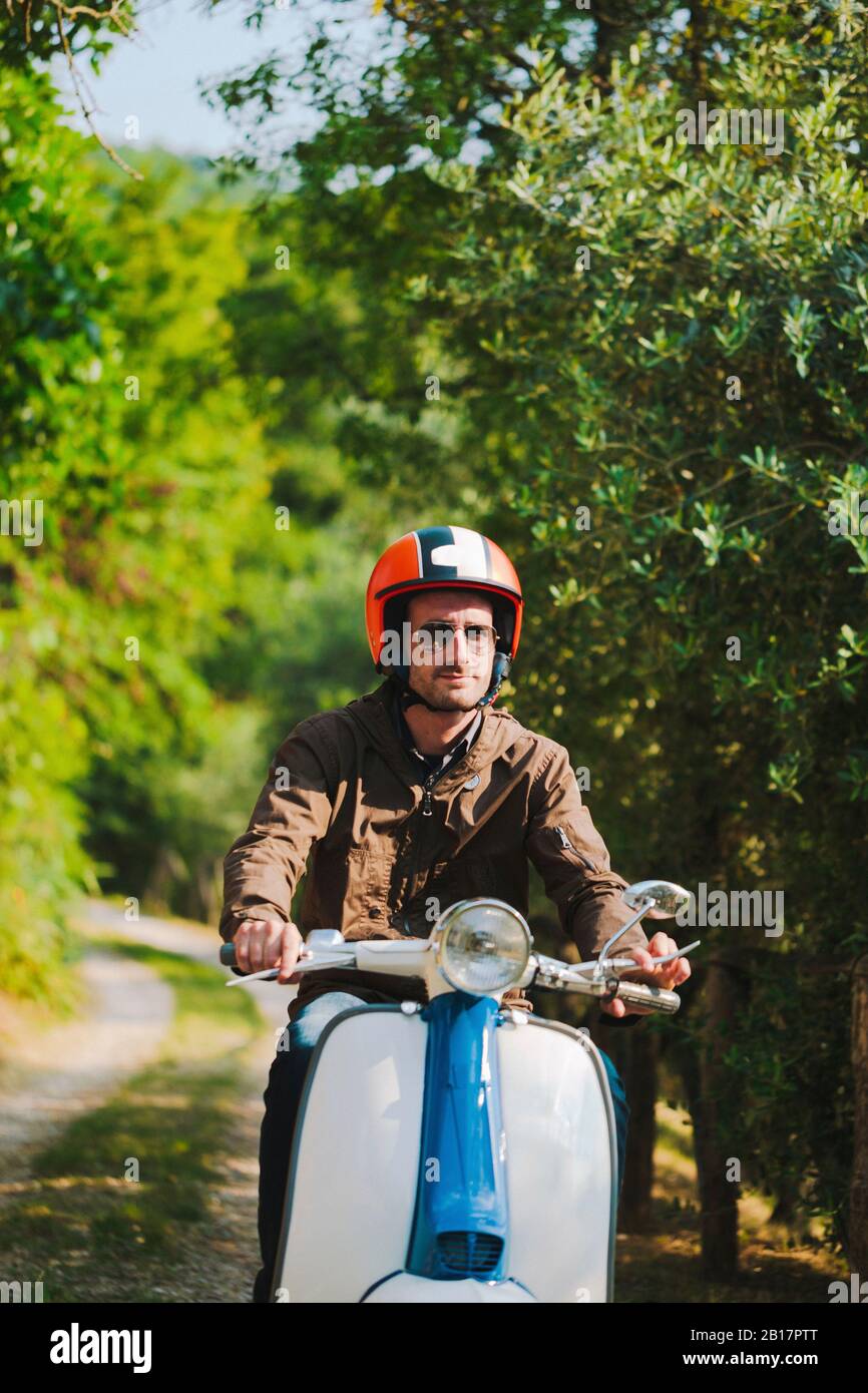Vintage lambretta motor scooter hi-res stock photography and images - Alamy