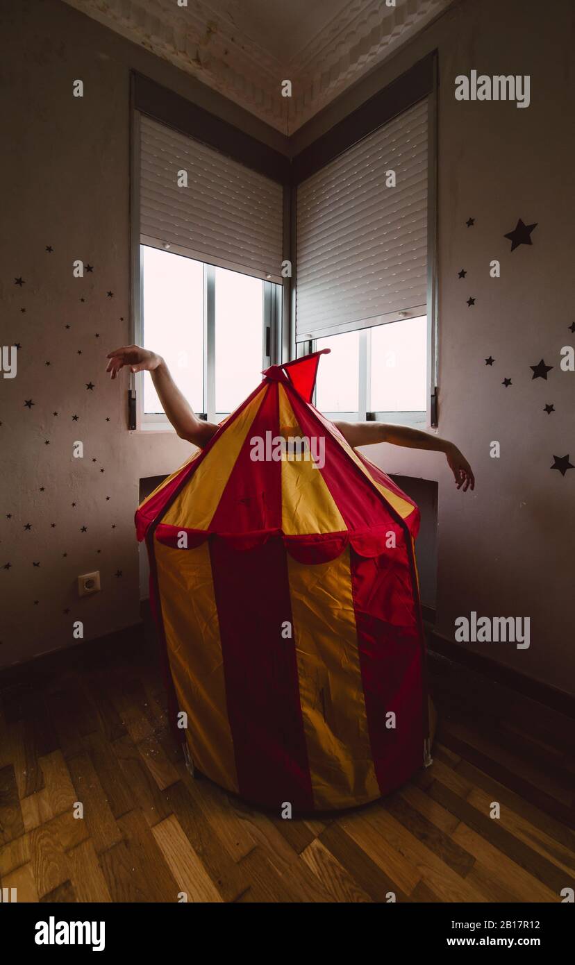 Person and tent hi-res stock photography and images - Alamy