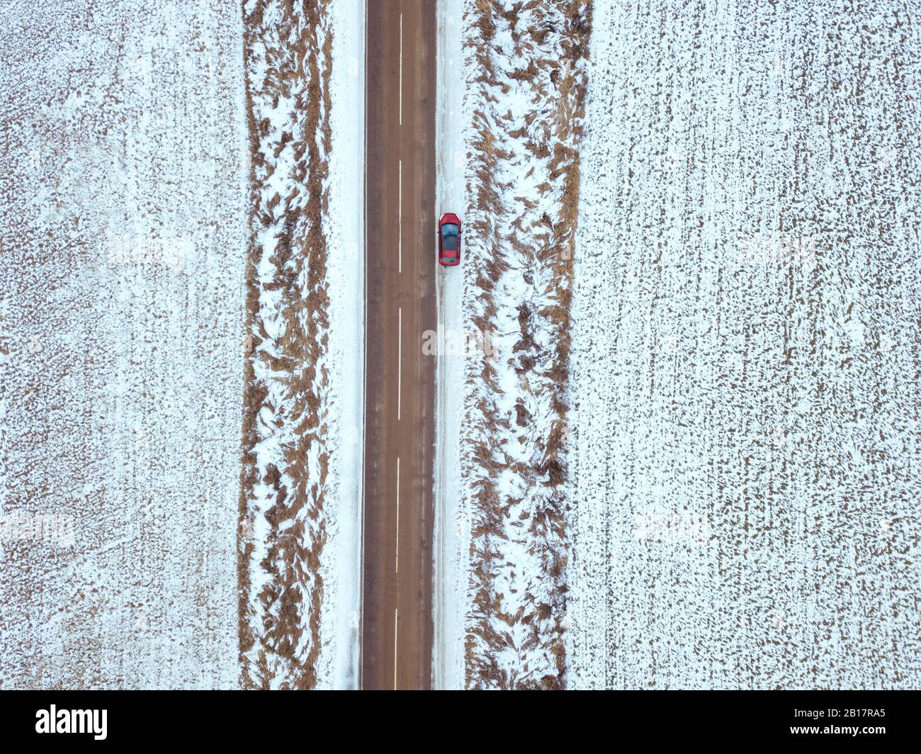 Car crossing road hi-res stock photography and images - Alamy