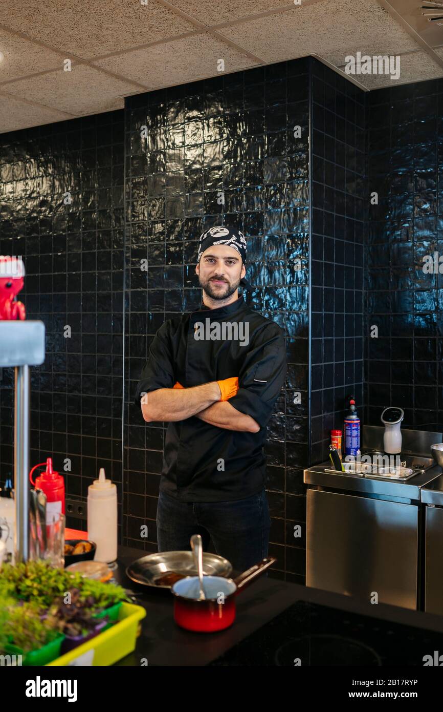 Confident chef hi-res stock photography and images - Alamy