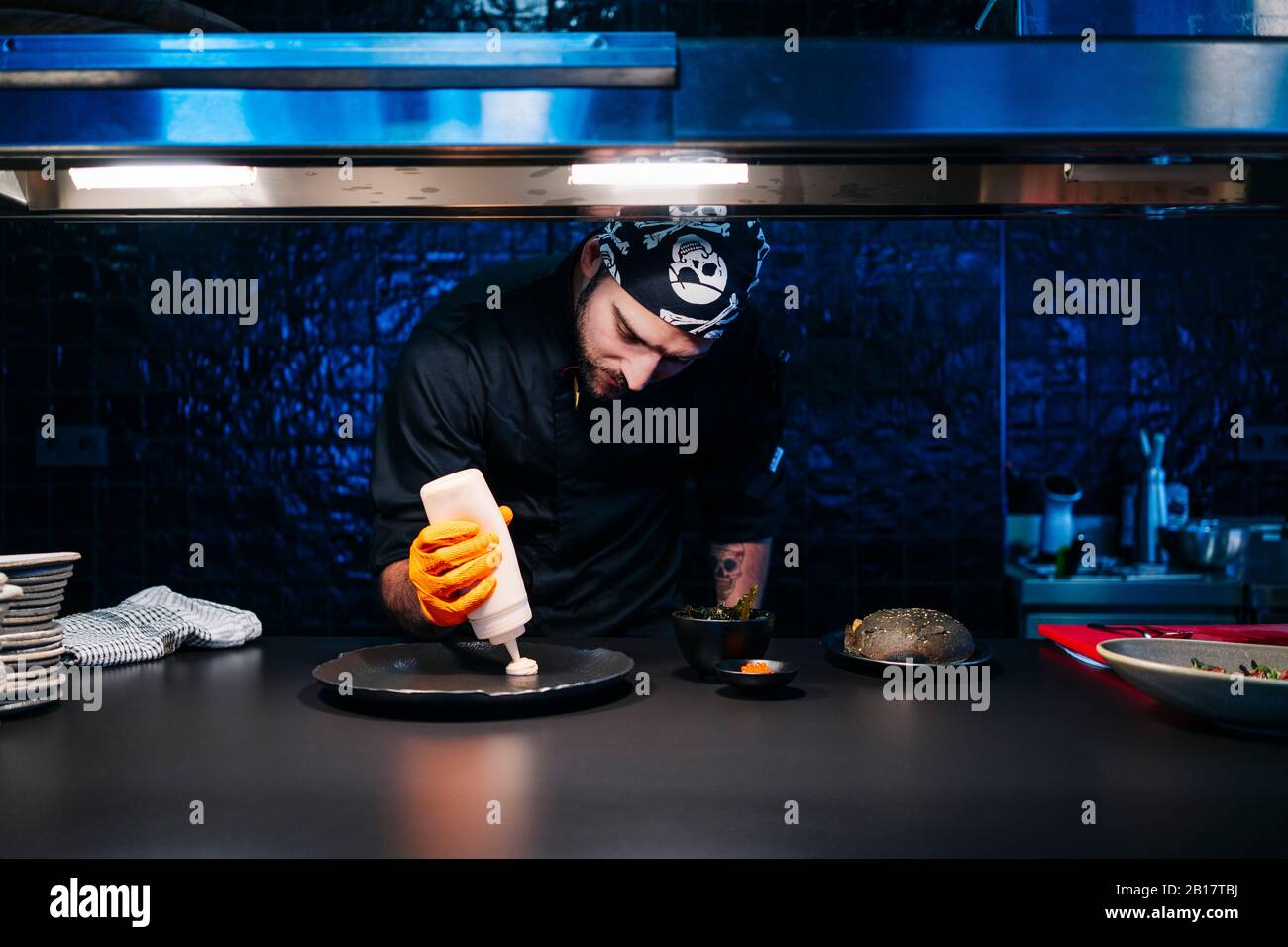 Chef dish hi-res stock photography and images - Alamy