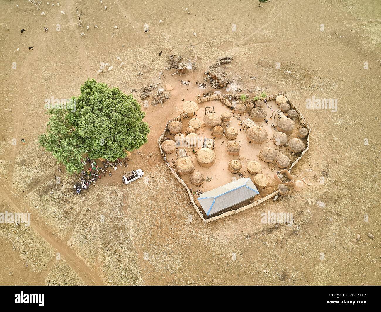 Aerial view kamberi tribe village hi-res stock photography and images ...