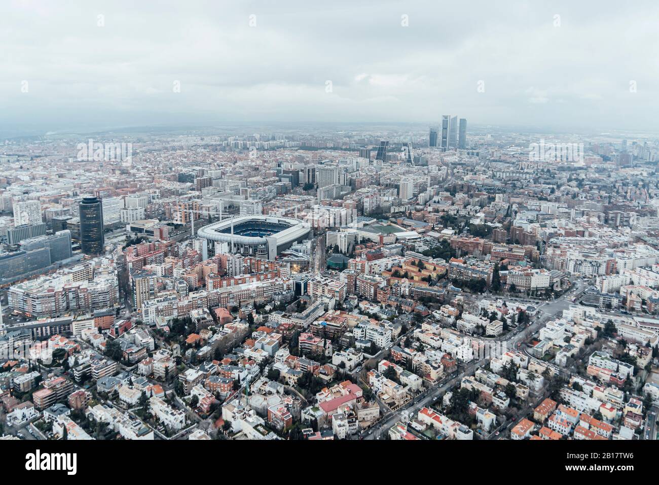 Madrid birds hi-res stock photography and images - Alamy