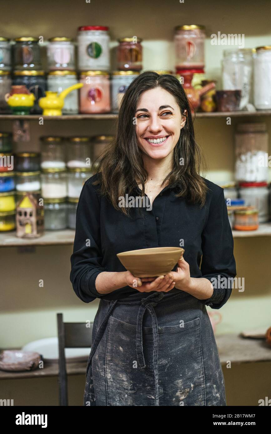 Happy potter hi-res stock photography and images - Alamy