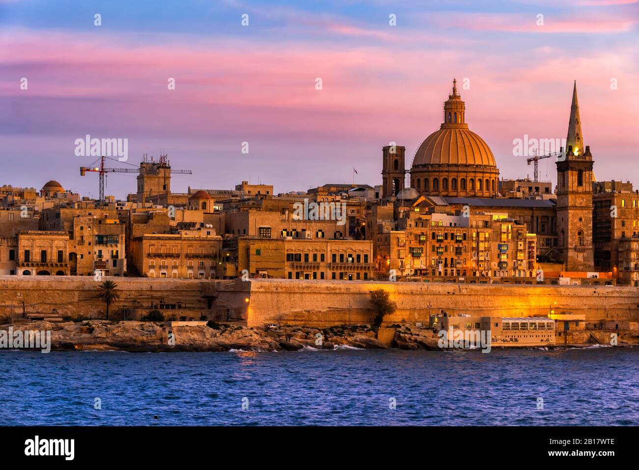 Malta, Valletta, City skyline at sunset and Marsamxett Harbour Stock ...