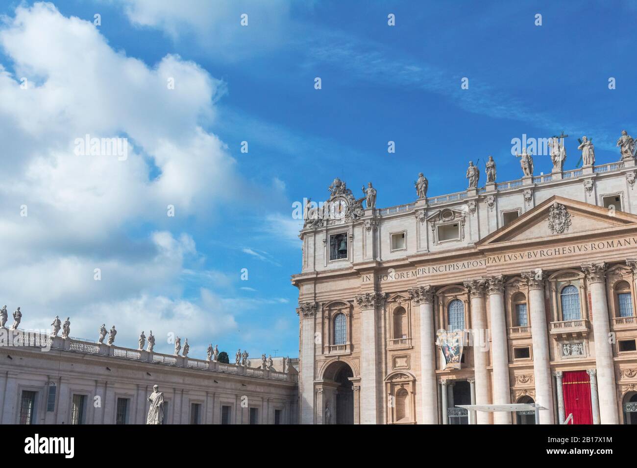 Rome italy colonnade architecture hi-res stock photography and images ...