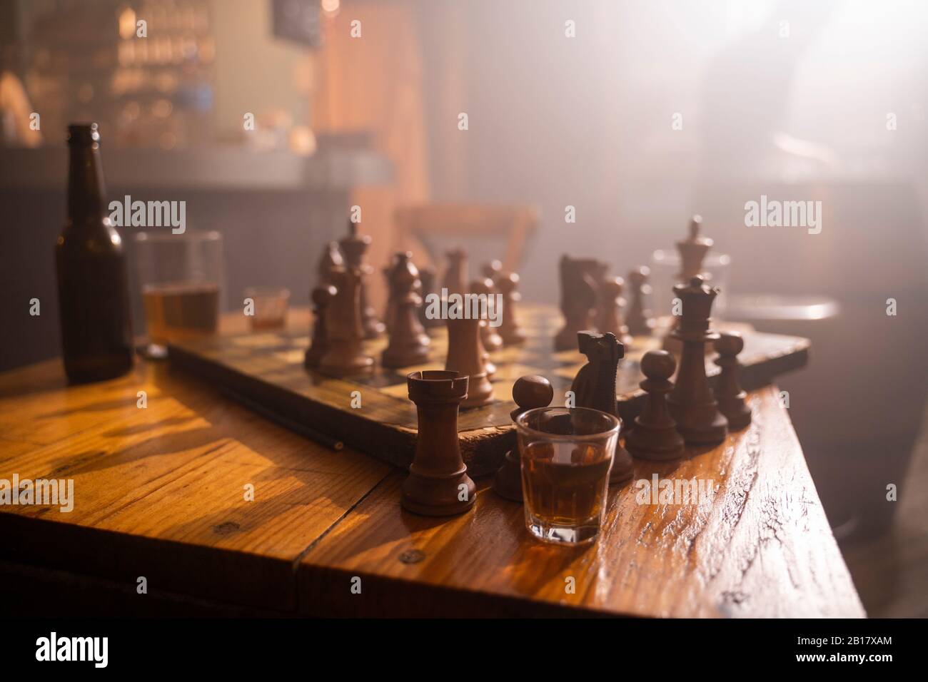 Chess pub table store