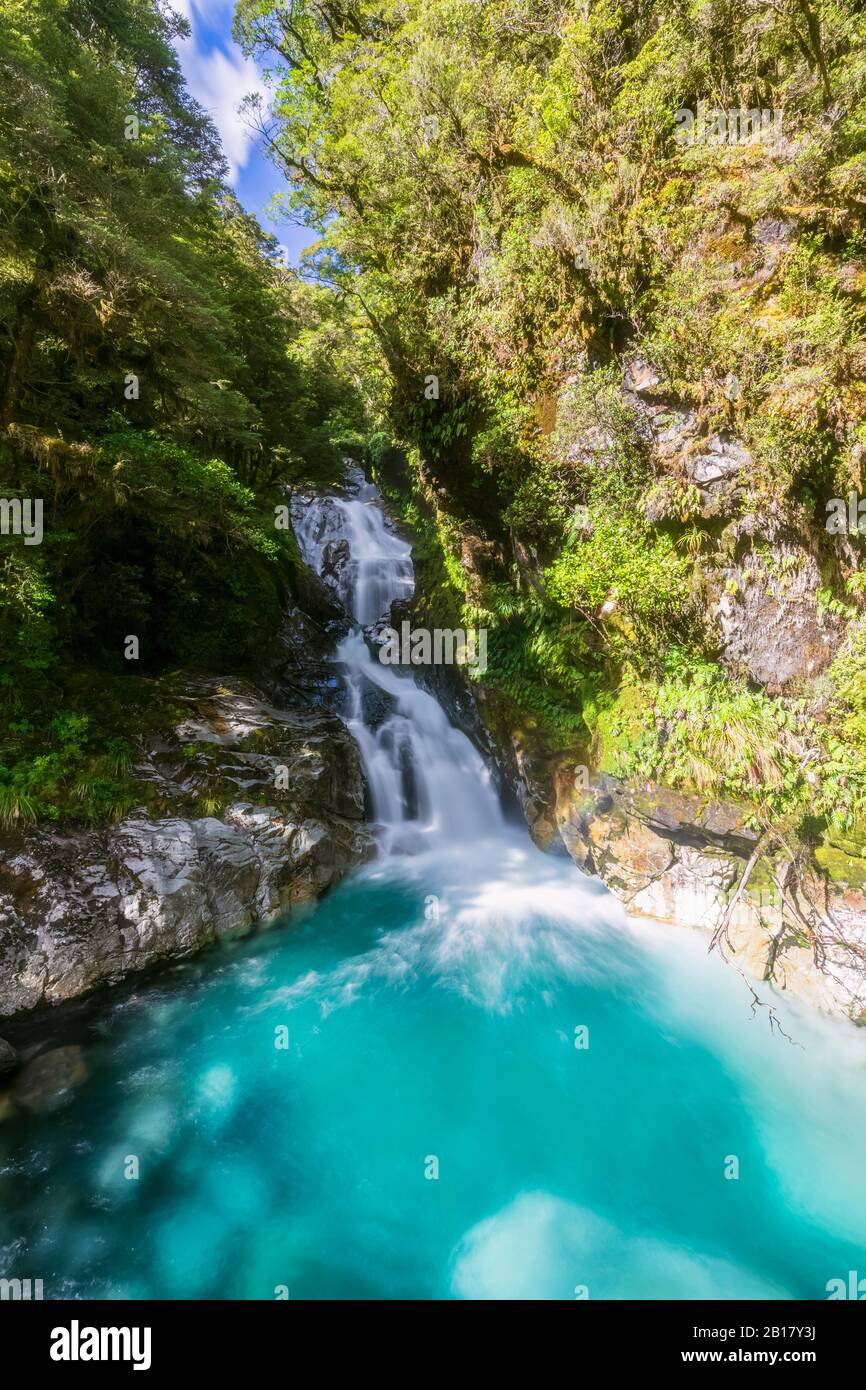 Fiordland new zealand waterfall hi-res stock photography and images - Alamy