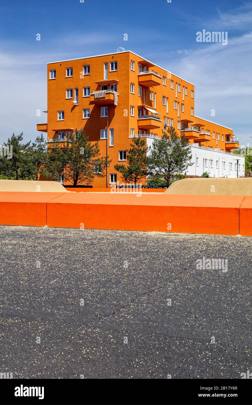 Painted orange house hi-res stock photography and images - Alamy